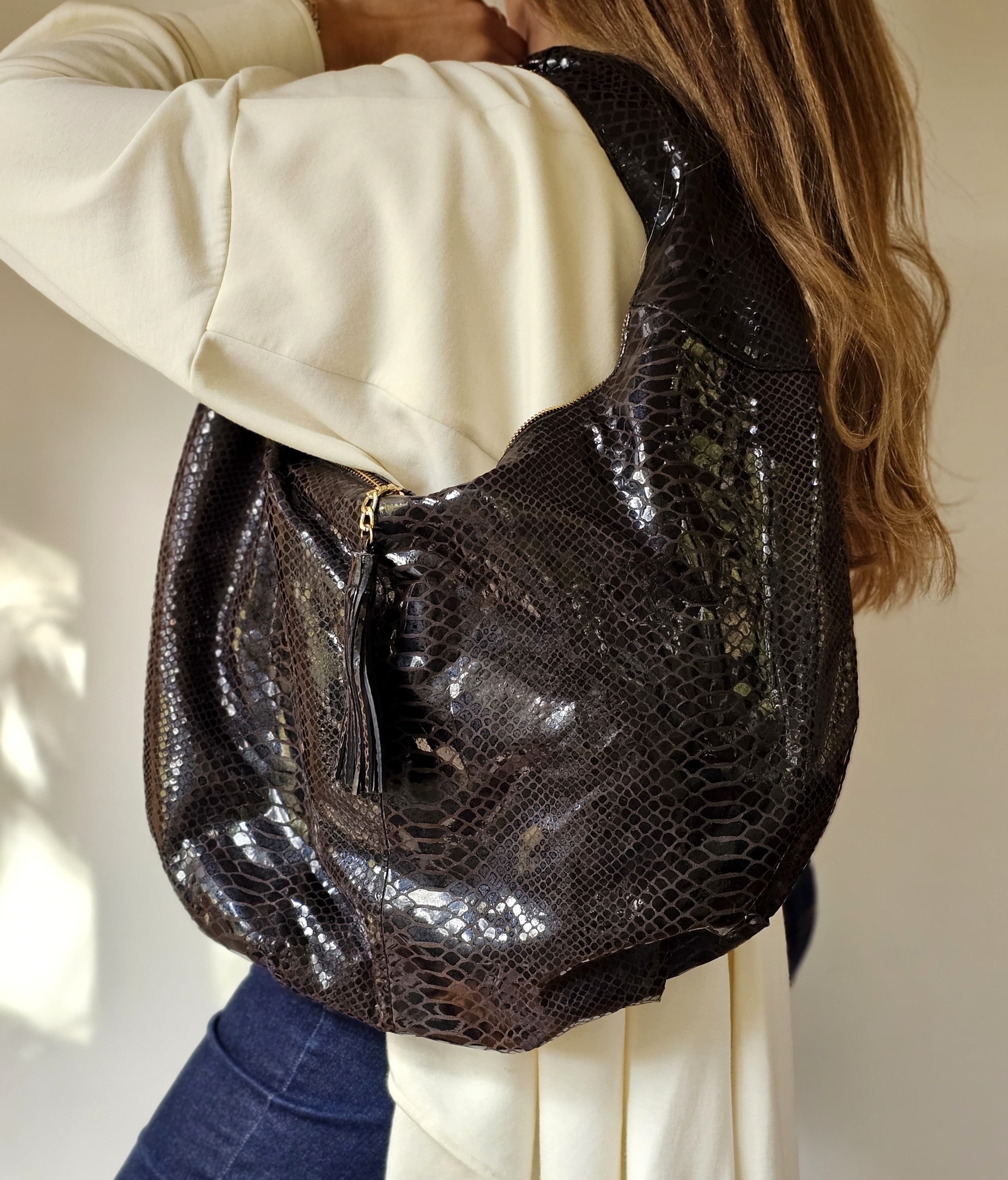 Genuine leather Design 8 – Simplicity Gallery